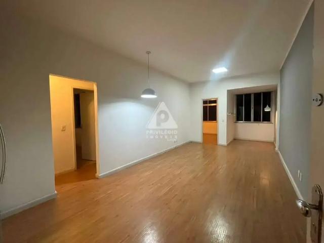 Apartamento para Venda em Rio de Janeiro/RJ Copacabana 3 Quartos