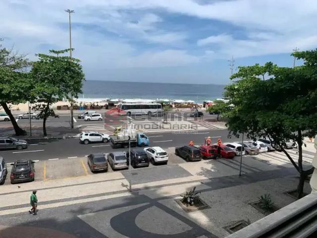 Apartamento para Venda em Rio de Janeiro/RJ Copacabana 3 Quartos