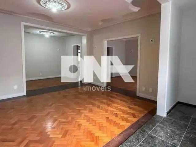 Apartamento para Venda em Rio de Janeiro/RJ Copacabana 3 Quartos