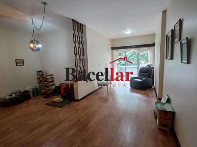 Apartamento para Venda em Rio de Janeiro/RJ Copacabana 3 Quartos