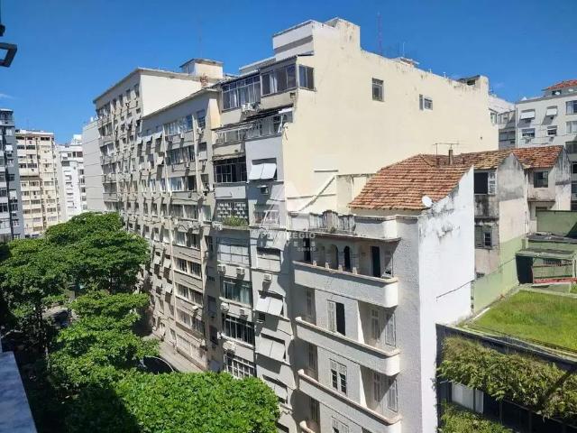 Apartamento para Venda em Rio de Janeiro/RJ Copacabana 3 Quartos