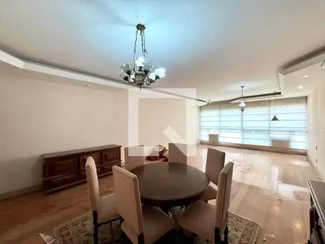 Apartamento para Venda em Rio de Janeiro/RJ Copacabana 3 Quartos