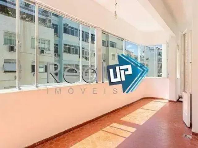 Apartamento para Venda em Rio de Janeiro/RJ Copacabana 3 Quartos