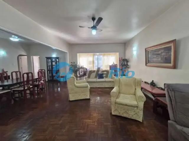 Apartamento para Venda em Rio de Janeiro/RJ Copacabana 3 Quartos