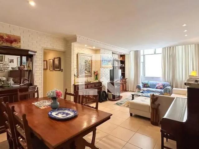 Apartamento para Venda em Rio de Janeiro/RJ Copacabana 3 Quartos