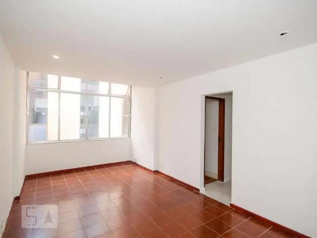 Apartamento para Venda em Rio de Janeiro/RJ Copacabana 3 Quartos