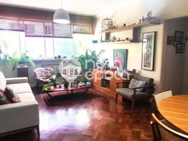 Apartamento para Venda em Rio de Janeiro/RJ Copacabana 3 Quartos