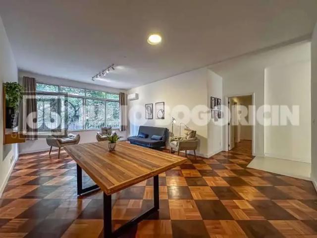 Apartamento para Venda em Rio de Janeiro/RJ Copacabana 3 Quartos