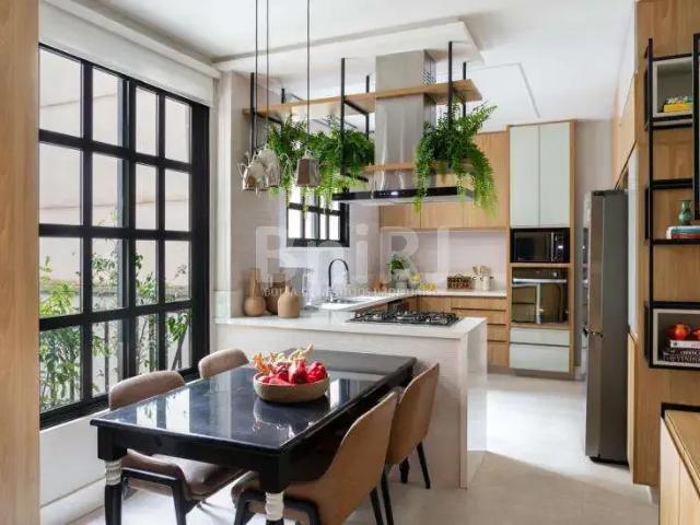 Apartamento para Venda em Rio de Janeiro/RJ Copacabana 3 Quartos