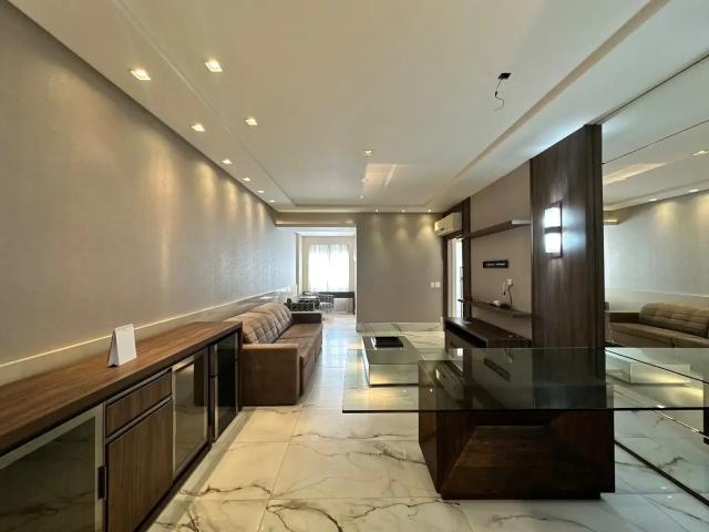 Apartamento para Venda em Rio de Janeiro/RJ Copacabana 3 Quartos