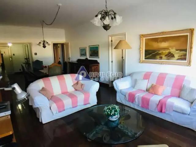Apartamento para Venda em Rio de Janeiro/RJ Copacabana 3 Quartos
