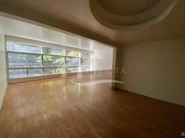 Apartamento para Venda em Rio de Janeiro/RJ Copacabana 3 Quartos