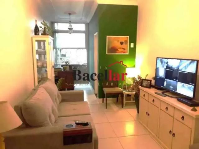 Apartamento para Venda em Rio de Janeiro/RJ Copacabana 3 Quartos