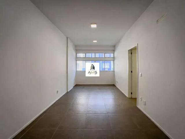Apartamento para Venda em Rio de Janeiro/RJ Copacabana 3 Quartos