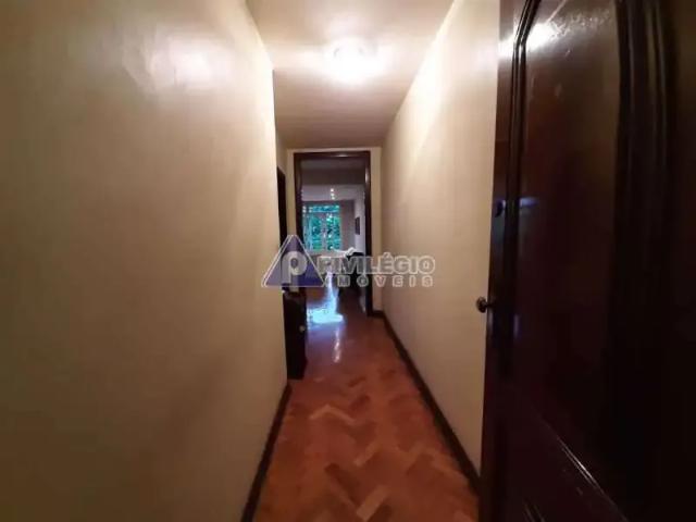 Apartamento para Venda em Rio de Janeiro/RJ Copacabana 3 Quartos