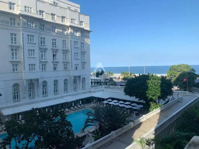 Apartamento para Venda em Rio de Janeiro/RJ Copacabana 3 Quartos