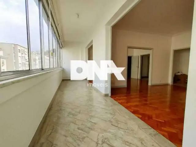 Apartamento para Venda em Rio de Janeiro/RJ Copacabana 3 Quartos