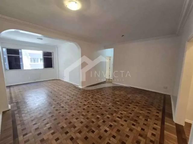Apartamento para Venda em Rio de Janeiro/RJ Copacabana 3 Quartos