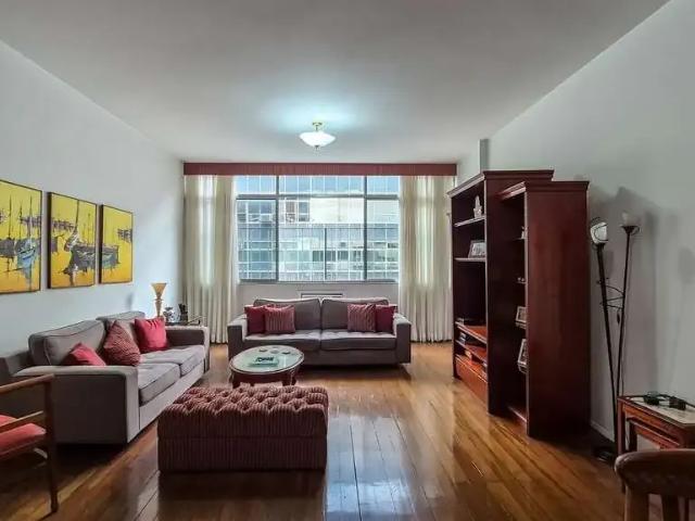 Apartamento para Venda em Rio de Janeiro/RJ Copacabana 3 Quartos