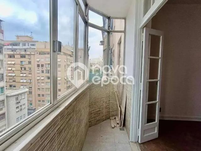 Apartamento para Venda em Rio de Janeiro/RJ Copacabana 3 Quartos