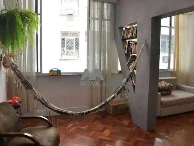 Apartamento para Venda em Rio de Janeiro/RJ Copacabana 3 Quartos