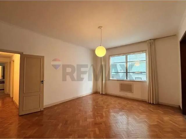 Apartamento para Venda em Rio de Janeiro/RJ Copacabana 3 Quartos