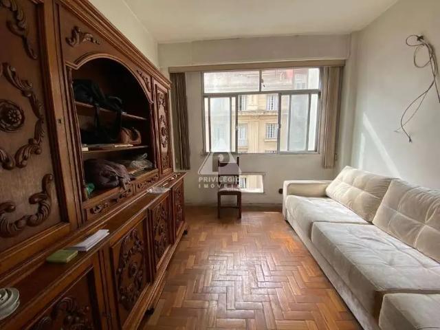 Apartamento para Venda em Rio de Janeiro/RJ Copacabana 3 Quartos