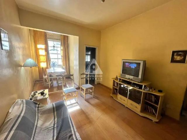 Apartamento para Venda em Rio de Janeiro/RJ Copacabana 3 Quartos