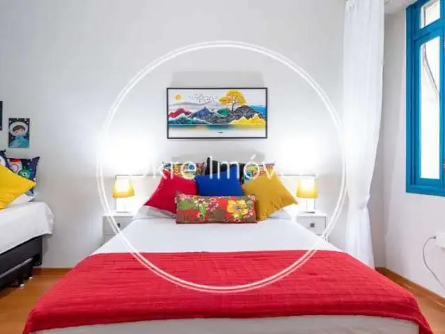 Apartamento para Venda em Rio de Janeiro/RJ Copacabana 3 Quartos