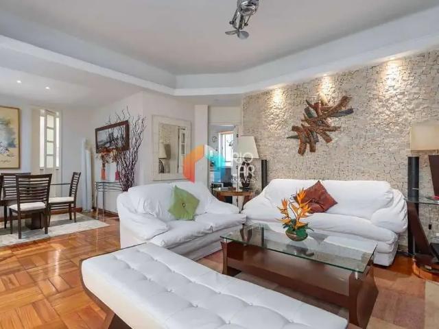 Apartamento para Venda em Rio de Janeiro/RJ Copacabana 3 Quartos