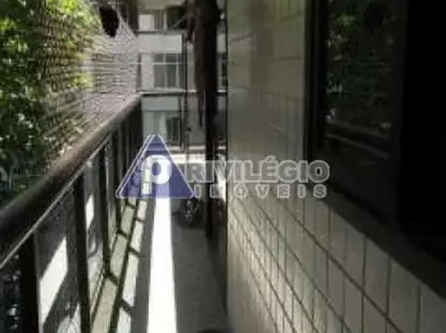 Apartamento para Venda em Rio de Janeiro/RJ Copacabana 3 Quartos