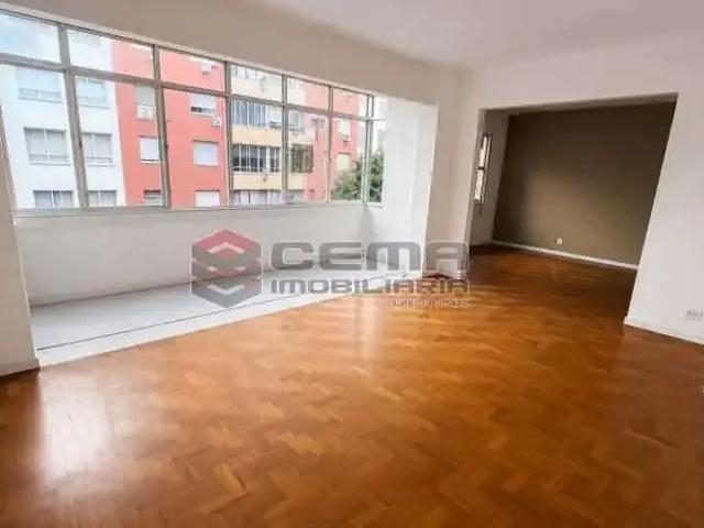 Apartamento para Venda em Rio de Janeiro/RJ Copacabana 3 Quartos