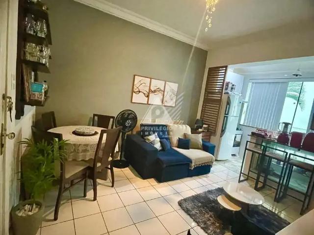 Apartamento para Venda em Rio de Janeiro/RJ Copacabana 3 Quartos