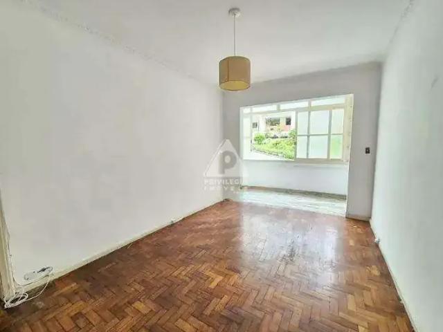 Apartamento para Venda em Rio de Janeiro/RJ Copacabana 3 Quartos