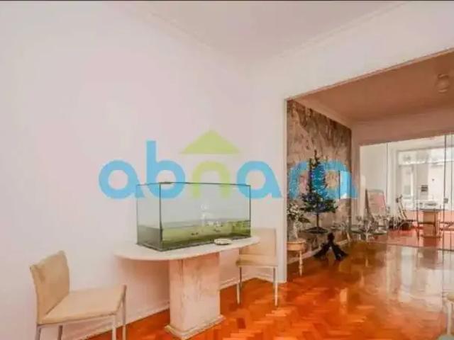 Apartamento para Venda em Rio de Janeiro/RJ Copacabana 3 Quartos