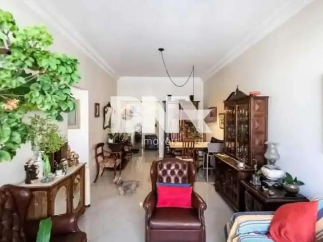 Apartamento para Venda em Rio de Janeiro/RJ Copacabana 3 Quartos