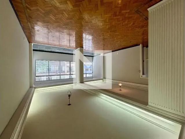 Apartamento para Venda em Rio de Janeiro/RJ Copacabana 3 Quartos