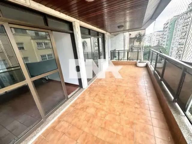 Apartamento para Venda em Rio de Janeiro/RJ Copacabana 3 Quartos