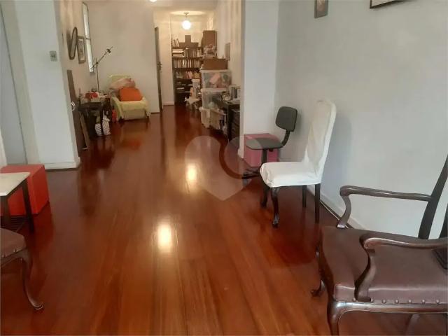 Apartamento para Venda em Rio de Janeiro/RJ Copacabana 3 Quartos