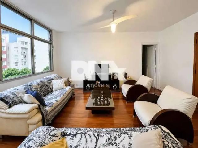 Apartamento para Venda em Rio de Janeiro/RJ Copacabana 3 Quartos