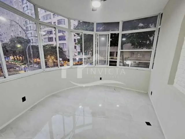 Apartamento para Venda em Rio de Janeiro/RJ Copacabana 3 Quartos