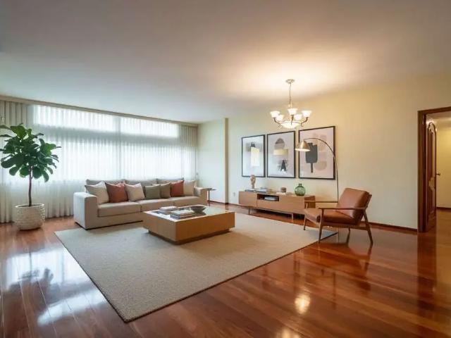 Apartamento para Venda em Rio de Janeiro/RJ Copacabana 3 Quartos