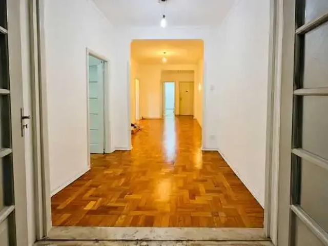 Apartamento para Venda em Rio de Janeiro/RJ Copacabana 3 Quartos