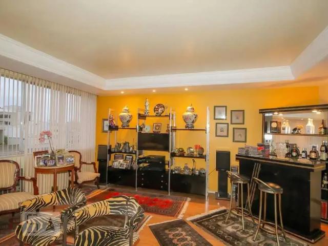 Apartamento para Venda em Rio de Janeiro/RJ Copacabana 3 Quartos