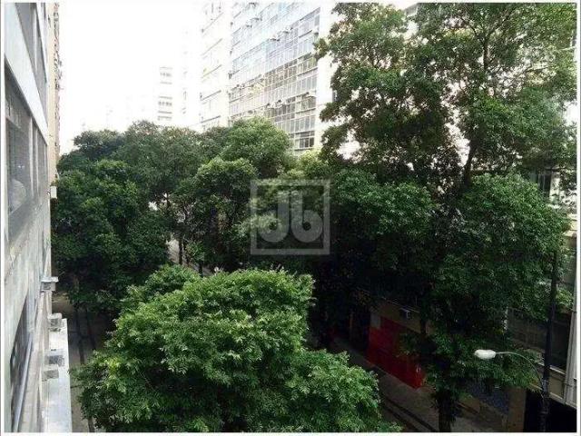 Apartamento para Venda em Rio de Janeiro/RJ Copacabana 3 Quartos