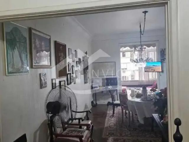 Apartamento para Venda em Rio de Janeiro/RJ Copacabana 3 Quartos