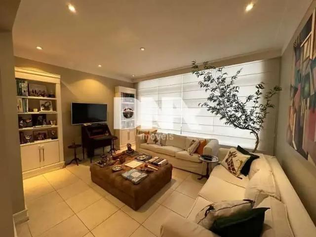 Apartamento para Venda em Rio de Janeiro/RJ Copacabana 3 Quartos