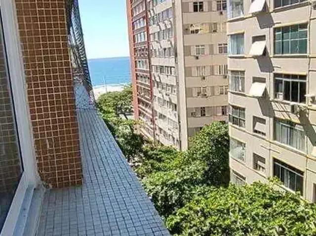 Apartamento para Venda em Rio de Janeiro/RJ Copacabana 3 Quartos