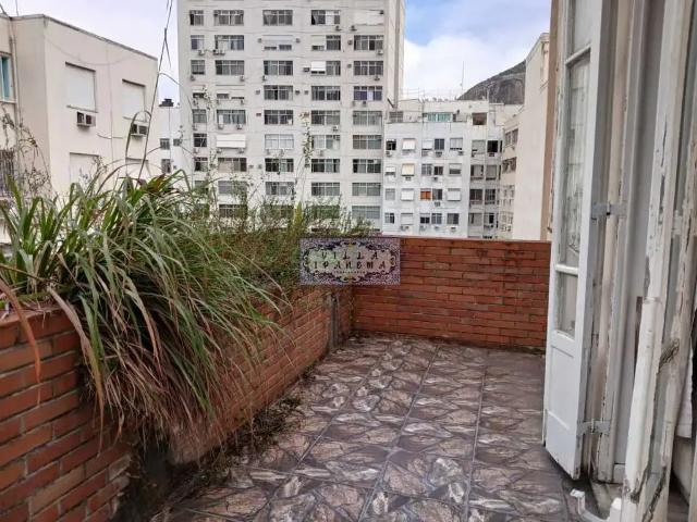 Apartamento para Venda em Rio de Janeiro/RJ Copacabana 3 Quartos