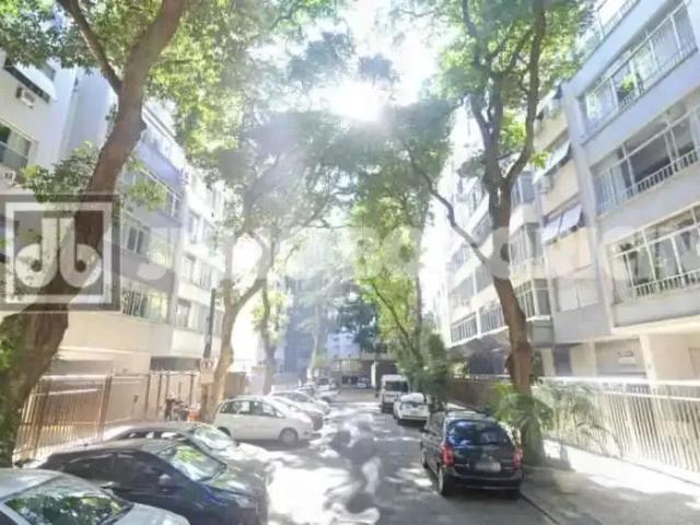 Apartamento para Venda em Rio de Janeiro/RJ Copacabana 3 Quartos
